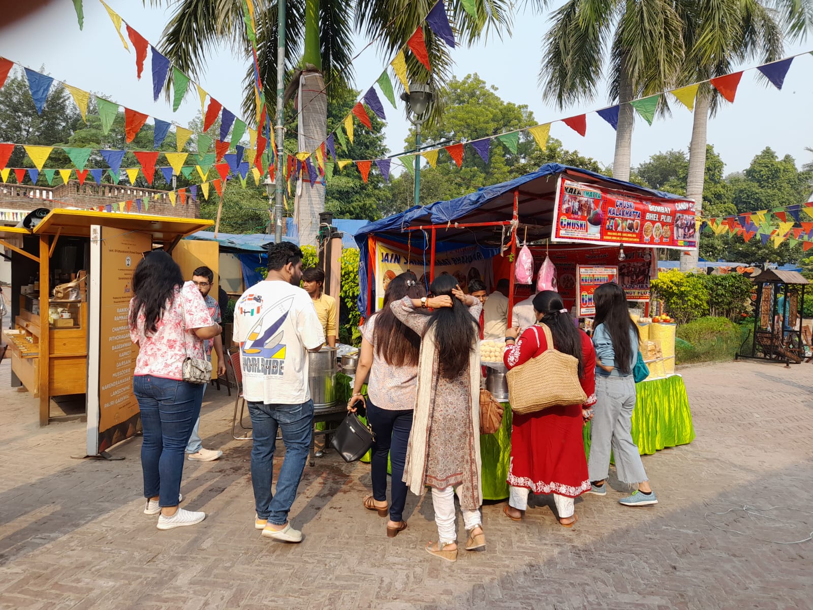 Dilli Haat Delhi INA: Ticket Timing Nearest Metro Station